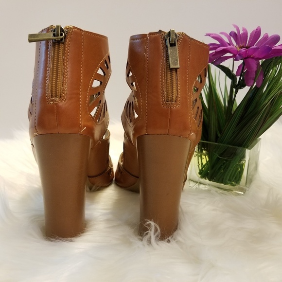 BAMBOO | Shoes | Bamboo Chunky Heel Laser Cut Open Strap Sandals | Poshmark